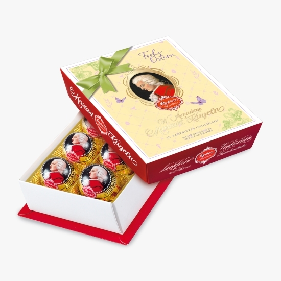 Praline din ciocolată amăruie și ciocolată cu lapte, umplute cu cremă ...